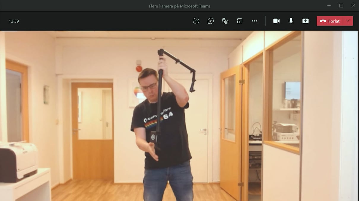 Hvordan bruke flere kamera på Microsoft Teams Hvordan bruke flere kamera på Microsoft Teams